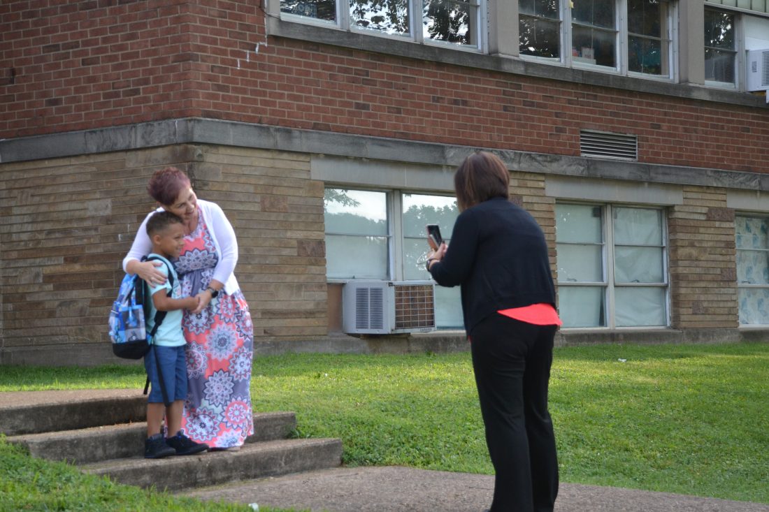 School’s back in session | News, Sports, Jobs - Marietta Times